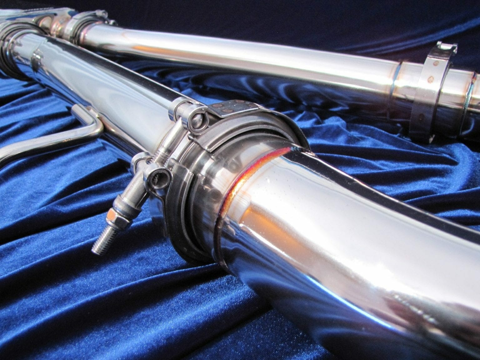 Nissan 370Z Exhaust - Motordyne ShockWave))) - MOTORDYNE Engineering